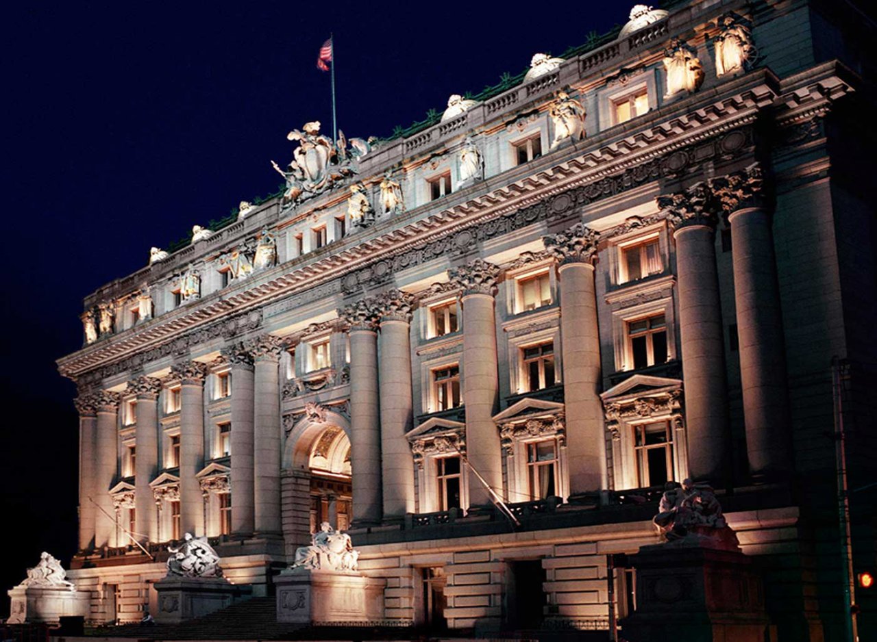 Alexander Hamilton Customs House Selux