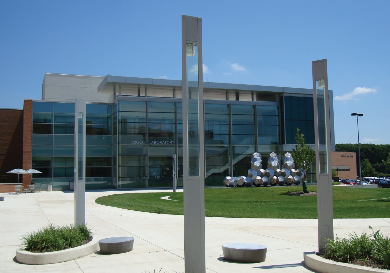 Matthew O. Diggs III Laboratory for Life Science Research Selux