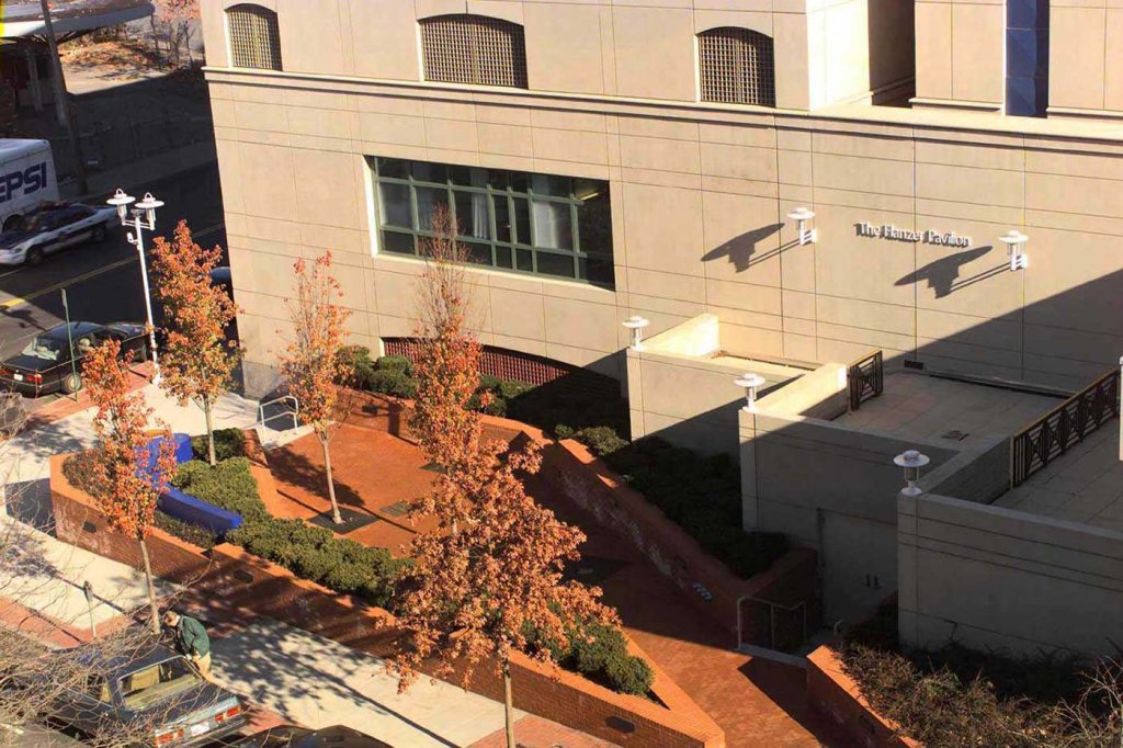 The Flanzer Center for Emergencies and Critical Care at White Plains Hospital Selux