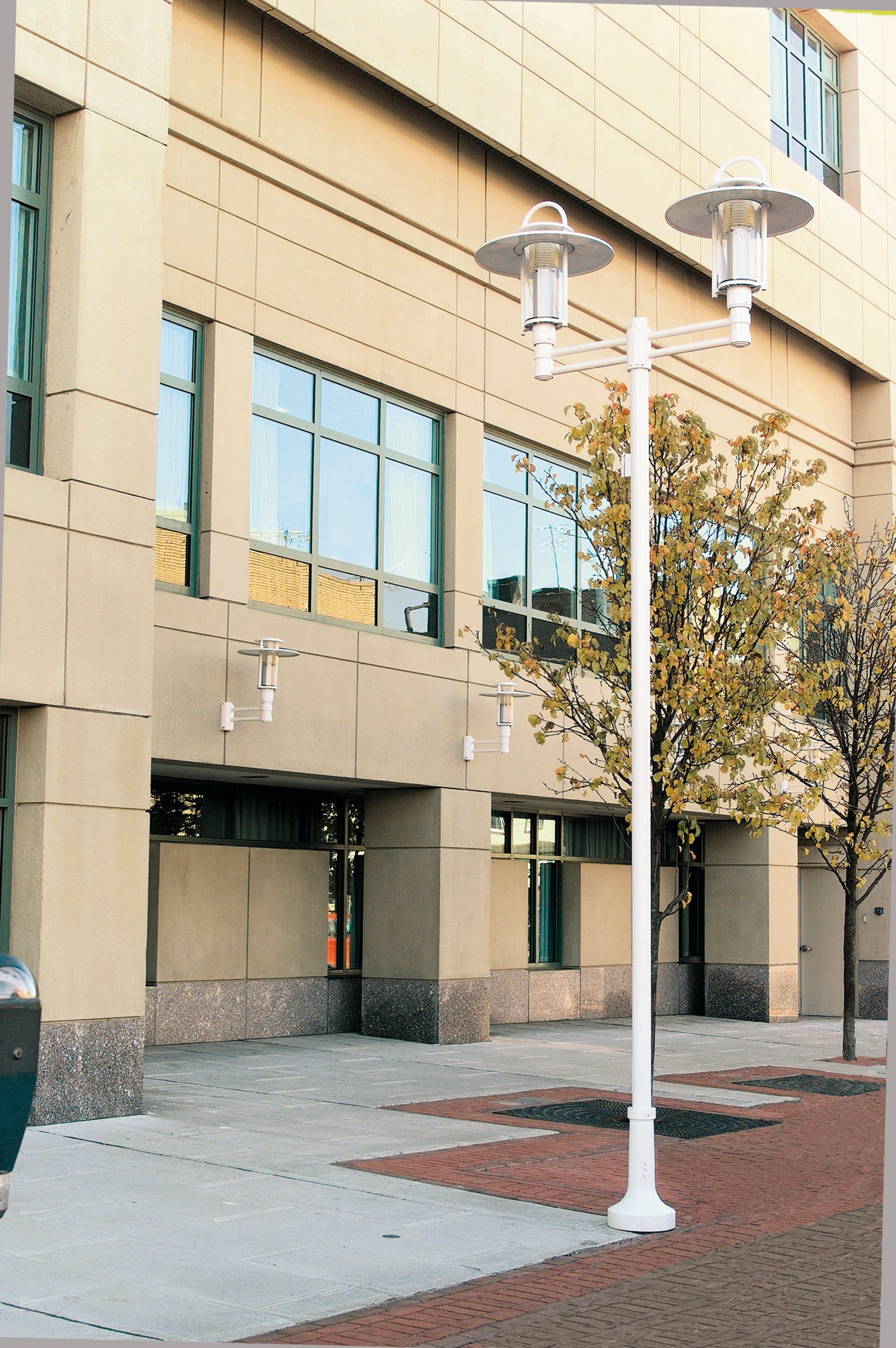 The Flanzer Center for Emergencies and Critical Care at White Plains Hospital Selux