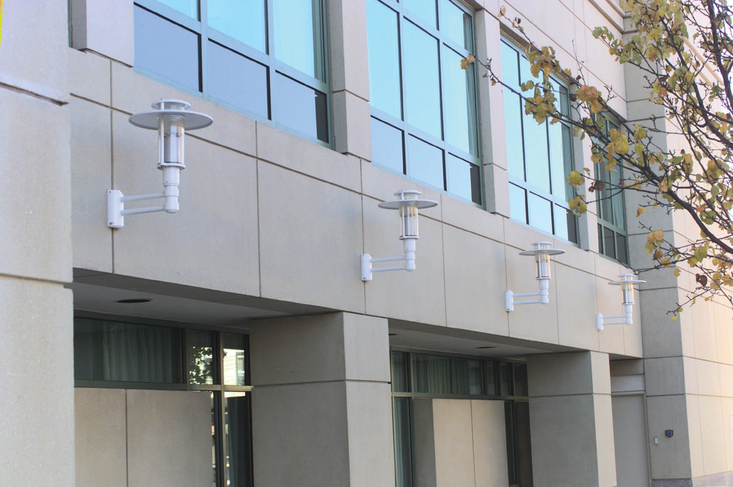 The Flanzer Center for Emergencies and Critical Care at White Plains Hospital Selux