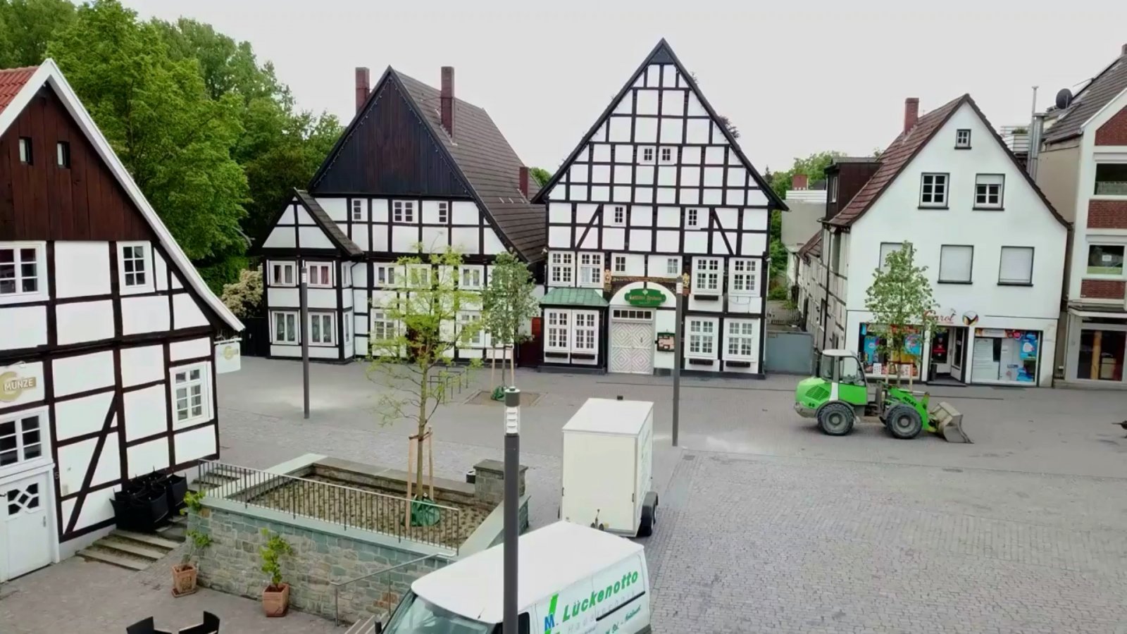 Modular Columns Selux